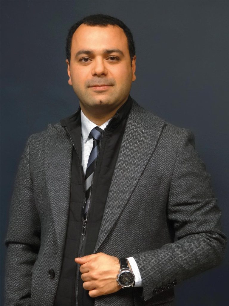 ایمان سیدیان - مرکز بین المللی دوره های مدیریتی و مهارتی